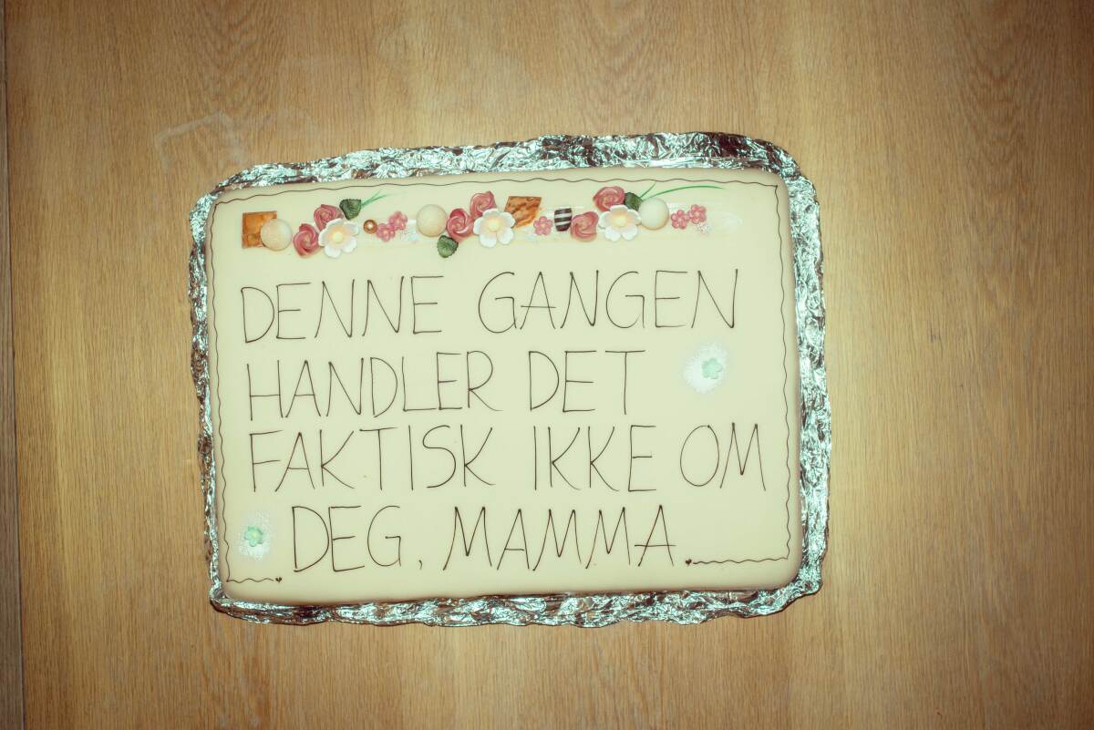 Denne gangen handler det faktisk ikke om deg, mamma | Forestilling ...